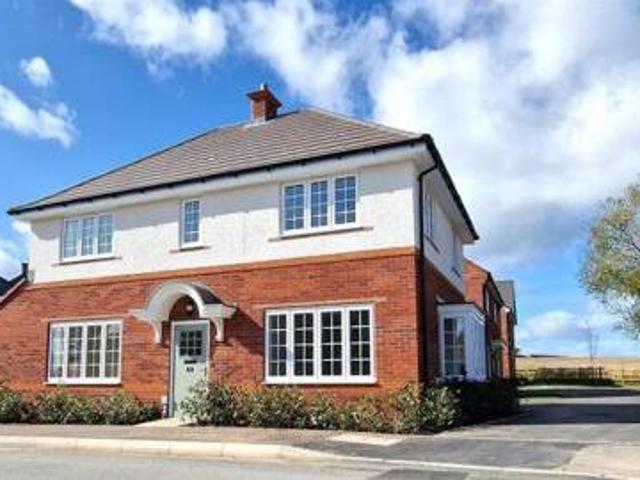 4 Bedroom Detached House For Rent In Holmer