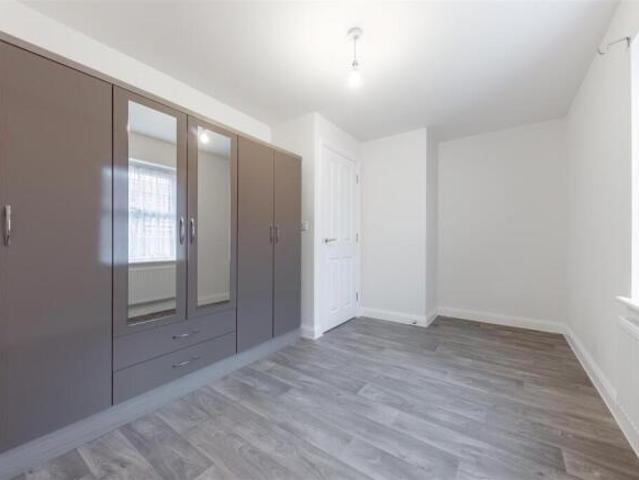4 bedroom detached house for rent in Haldane Drive, Cringleford, NR4