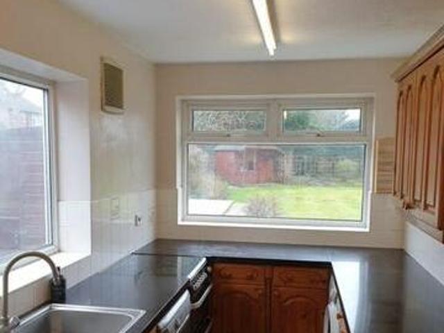 4 Bedroom Detached House For Rent In Hale Barns, Altrincham