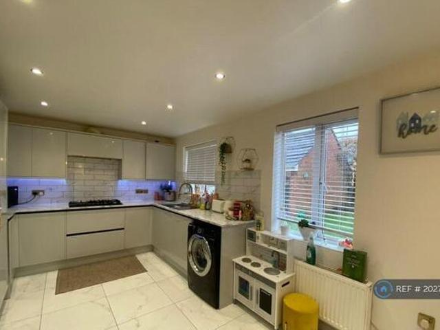 4 Bedroom Detached House For Rent In Hampton Hargate, Peterborough