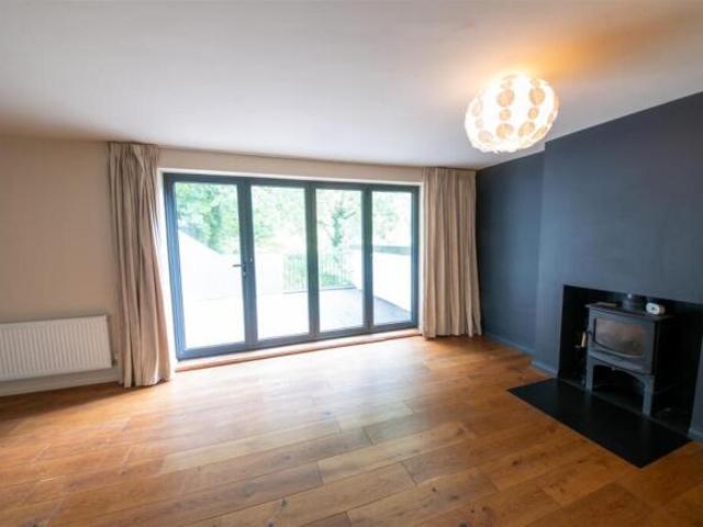 4 bedroom detached house for rent in Harmony Street, Tunbridge Wells, TN4