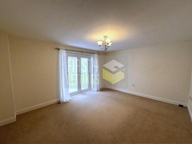 4 bedroom detached house for rent in Harrow Place, Knighton, LE2
