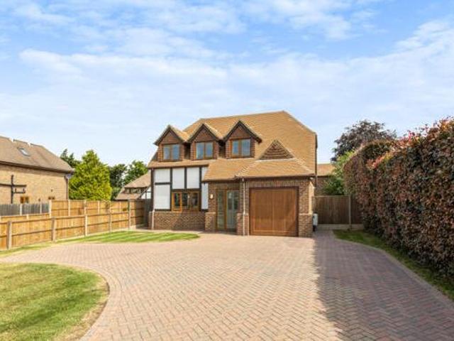 4 Bedroom Detached House For Rent In Hartley