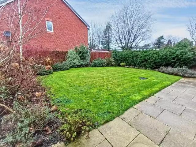 4 bedroom detached house for rent in Harvest Drive, Winsford.