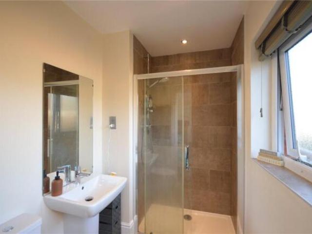 4 bedroom detached house for rent in Heath Road, Liverpool, Merseyside, L19