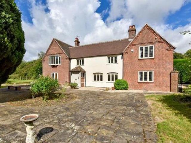 4 Bedroom Detached House For Rent In Henley on thames, Oxfordshire