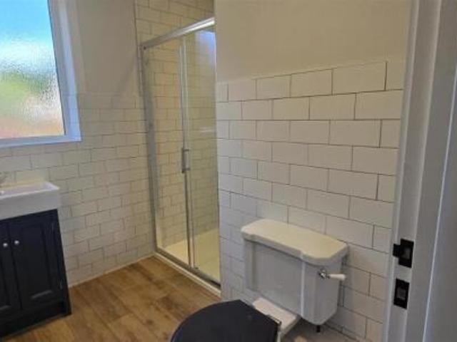 4 bedroom detached house for rent in Henley Road, Caversham, Reading, RG4