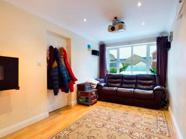 4 bedroom detached house for rent in Herbert Thomas Way, Birchgrove, Swansea, SA7