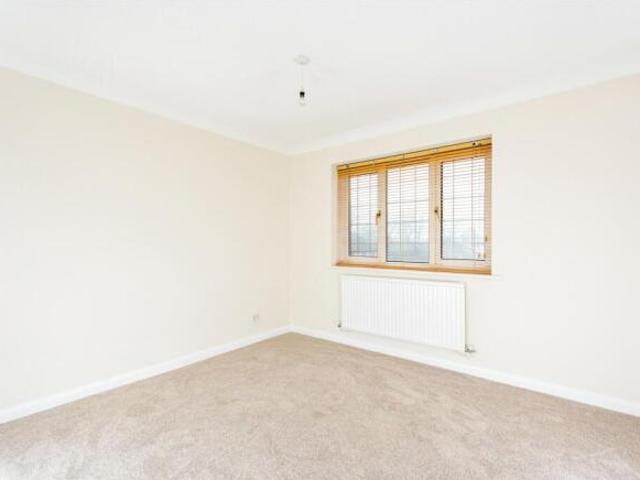 4 bedroom detached house for rent in Ibstone Avenue, Bradwell Common, Milton Keynes, Buckinghamshire, MK13