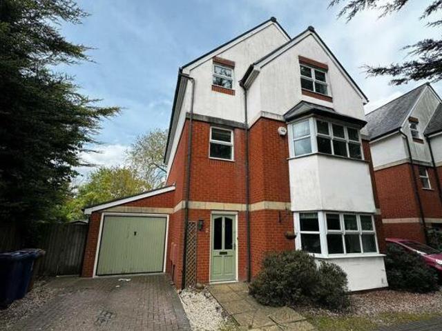 4 Bedroom Detached House For Rent In Oxford