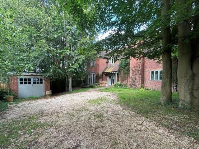 4 Bedroom Detached House For Rent In Oxfordshire