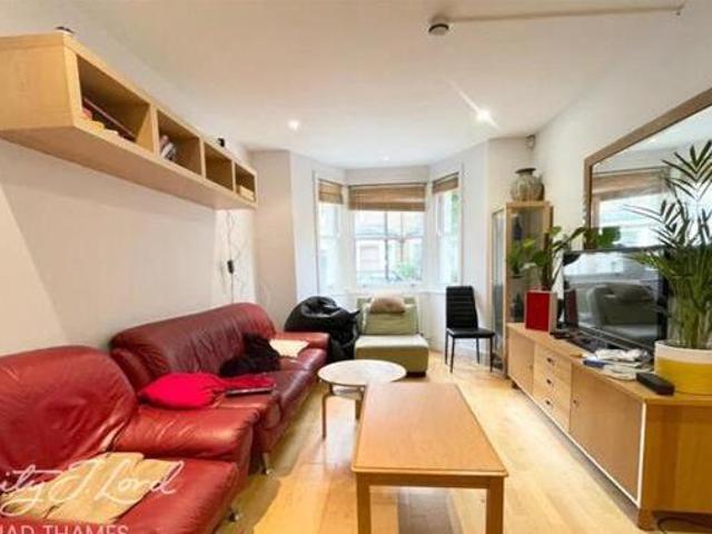 4 Bedroom Detached House For Rent In London