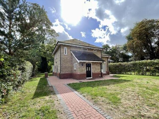 4 Bedroom Detached House For Rent In Lakenheath
