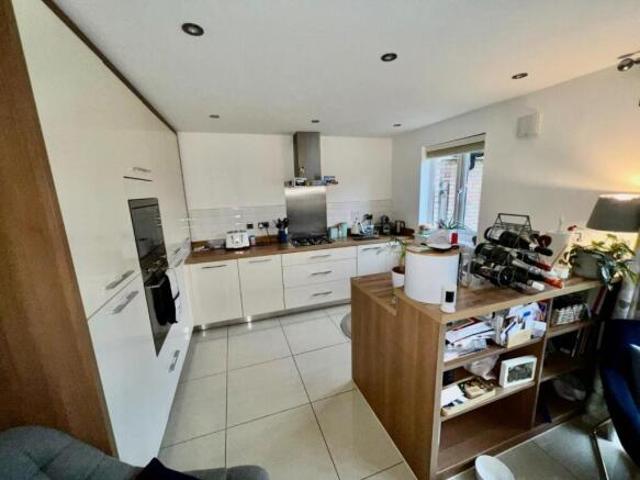 4 bedroom detached house for rent in Leader Street, Cheswick Village, Bristol, BS16