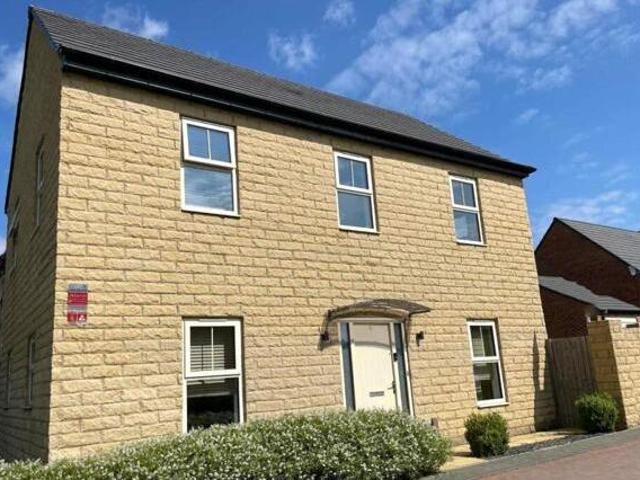 4 Bedroom Detached House For Rent In Leeds, West Yorkshire