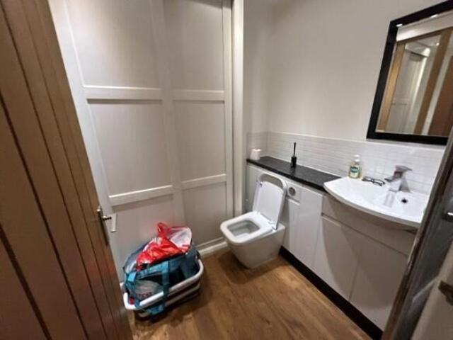 4 bedroom detached house for rent in Little Warley Hall Lane, Brentwood, Essex, CM13