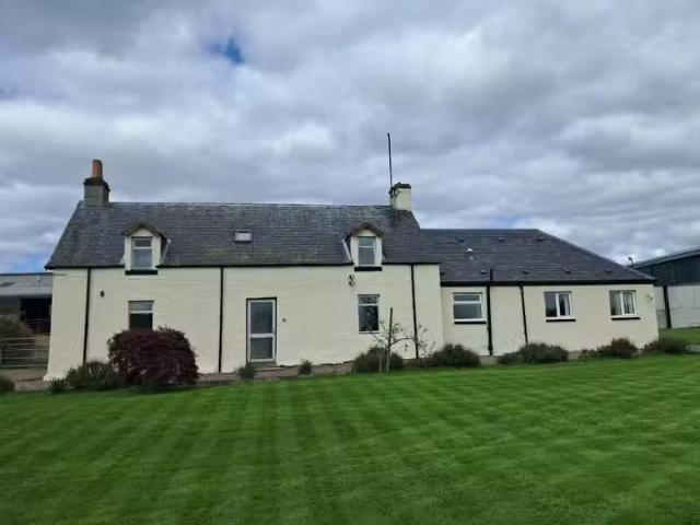 4 bedroom detached house for rent in Lintrathen, Kirriemuir, A.