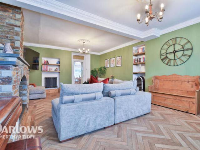 4 bedroom detached house for rent in Llangyfelach Road, SWANSEA, SA5