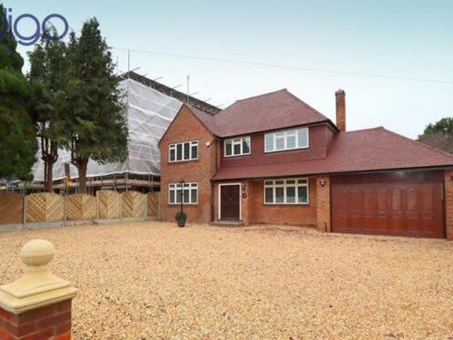 4 Bedroom Detached House For Rent In Luton, Bedfordshire
