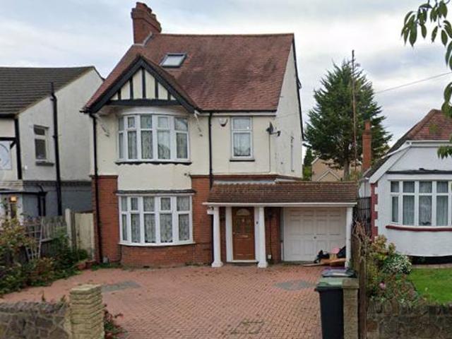4 Bedroom Detached House For Rent In Luton, Bedfordshire