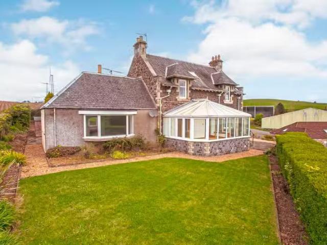 4 bedroom detached house for rent in Lundin Links, Fife, KY8