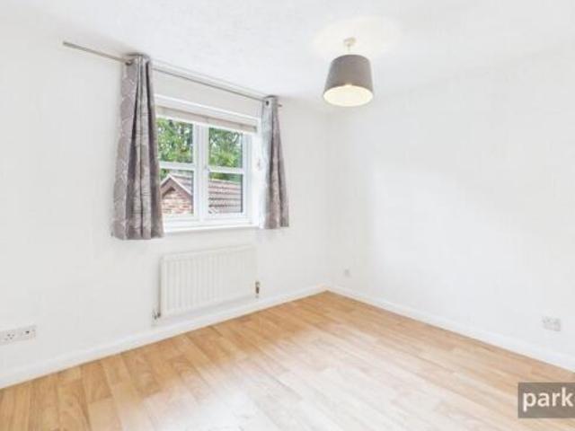 4 bedroom detached house for rent in Moorhen Drive, Lower Earley, Reading, Berkshire, RG6