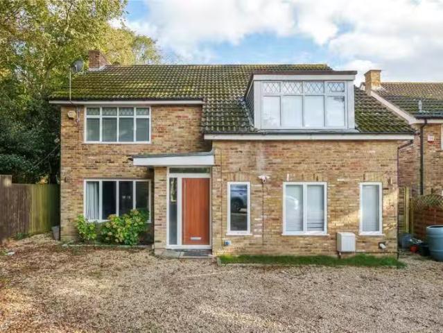4 bedroom detached house for rent in Maybrook Gardens, High Wy.