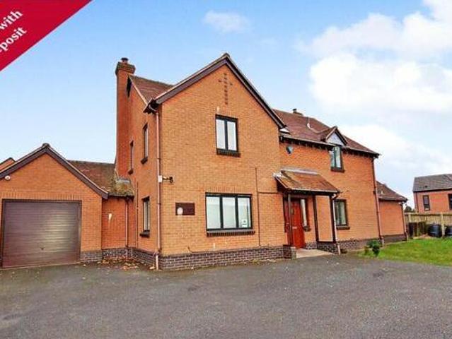 4 Bedroom Detached House For Rent In Madeley, Telford
