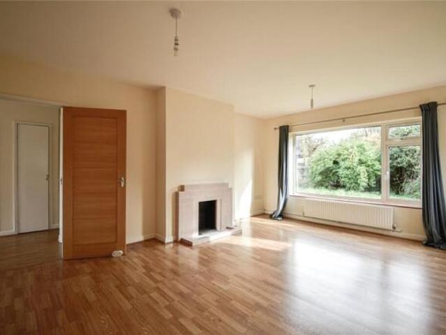 4 bedroom detached house for rent in Magnolia Close, Cambridge, CB1