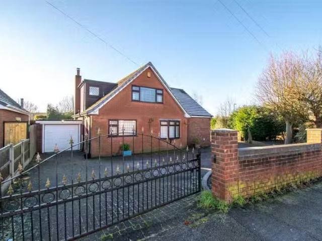 4 bedroom detached house for rent in Maple Avenue, Ripley, DE5