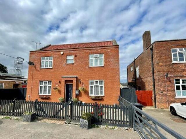 4 Bedroom Detached House For Rent In Methwold