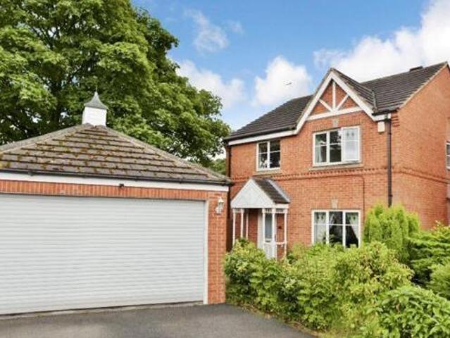 4 Bedroom Detached House For Rent In Meanwood, Leeds