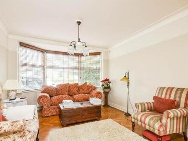 4 Bedroom Detached House For Rent In Mill Hill, London