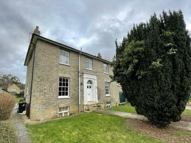 4 bedroom detached house for rent in Mill Lane Fordham CB7