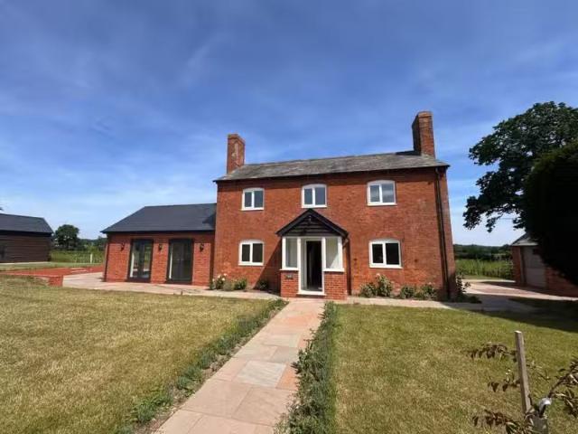 4 bedroom detached house for rent in Munsley, Ledbury, Herefor.
