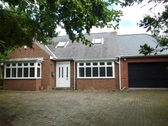 4 Bedroom Detached House For Rent In North End