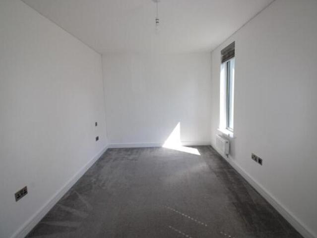 4 bedroom detached house for rent in Northdown Road, Margate, Kent, CT9