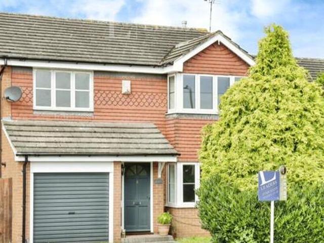 4 Bedroom Detached House For Rent In Narborough