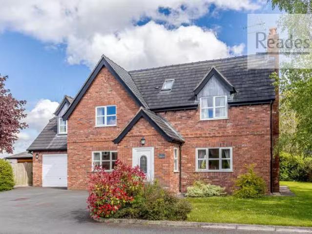 4 bedroom detached house for rent in New Brighton Road, Sychdy.