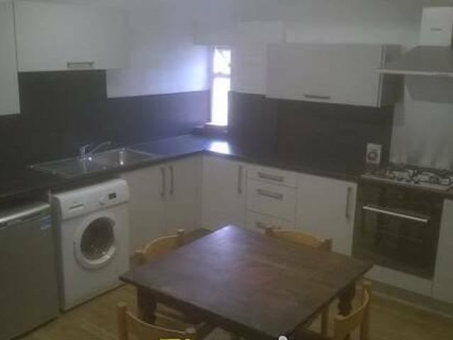 4 bedroom detached house for rent in Smithdown Road Liverpool L15