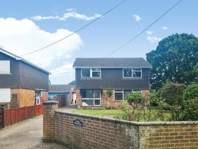 4 Bedroom Detached House For Rent In Southampton, Hampshire