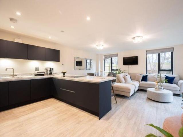 4 bedroom detached house for rent in St. Andrews Close, Maghull, L31