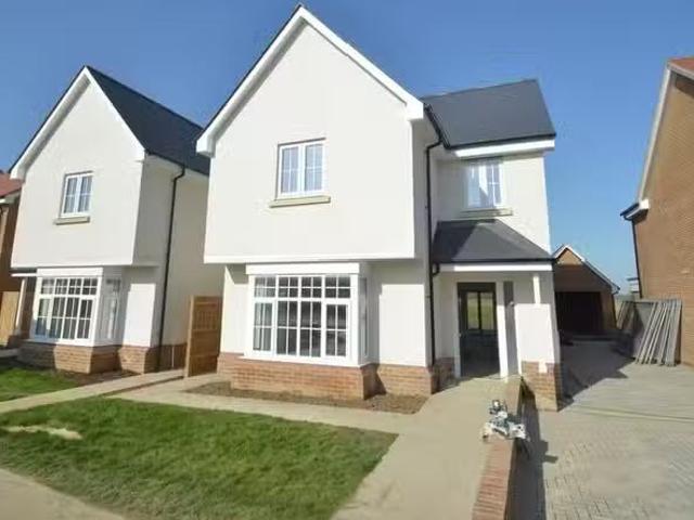 4 bedroom detached house for rent in Stebbing Road, Stebbing.