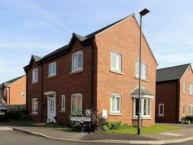 4 Bedroom Detached House For Rent In Stenson Fields