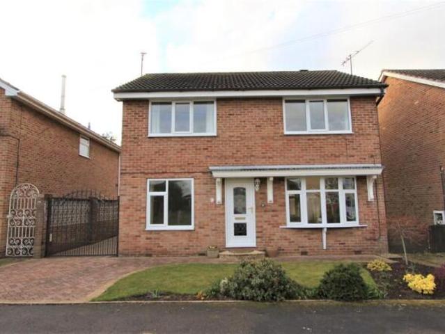 4 bedroom detached house for rent in Stretton Close, Cantley, DONCASTER, DN4