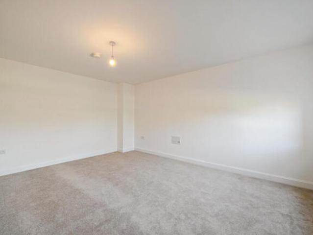4 bedroom detached house for rent in Parkin Close, ME20