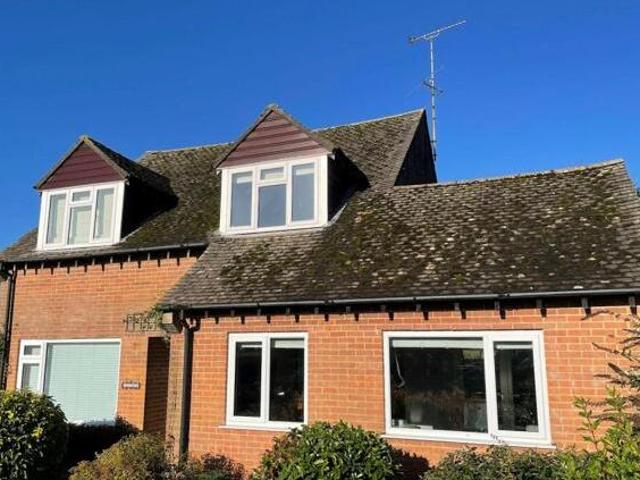 4 Bedroom Detached House For Rent In Pitton