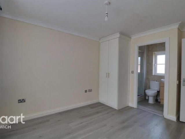 4 bedroom detached house for rent in Provan Court, IPSWICH, IP3