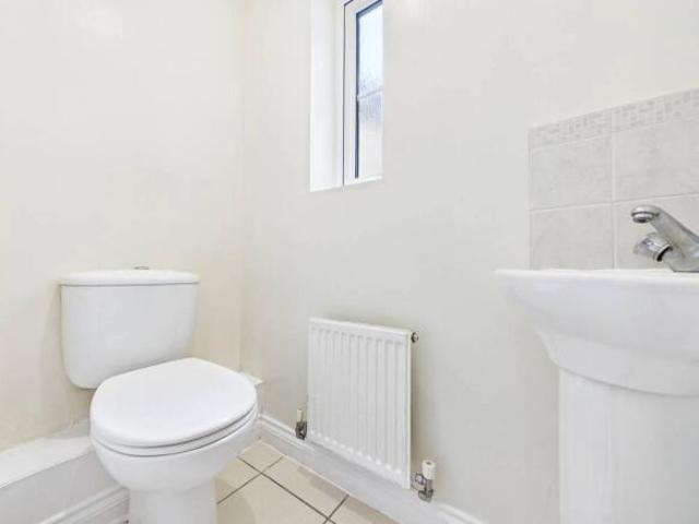 4 bedroom detached house for rent in Provan Court, Ipswich, Suffolk, IP3