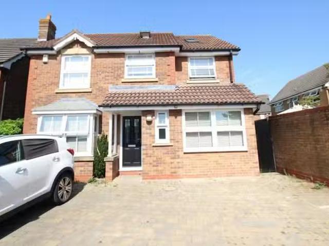 4 bedroom detached house for rent in Pursey Drive Bradley St.